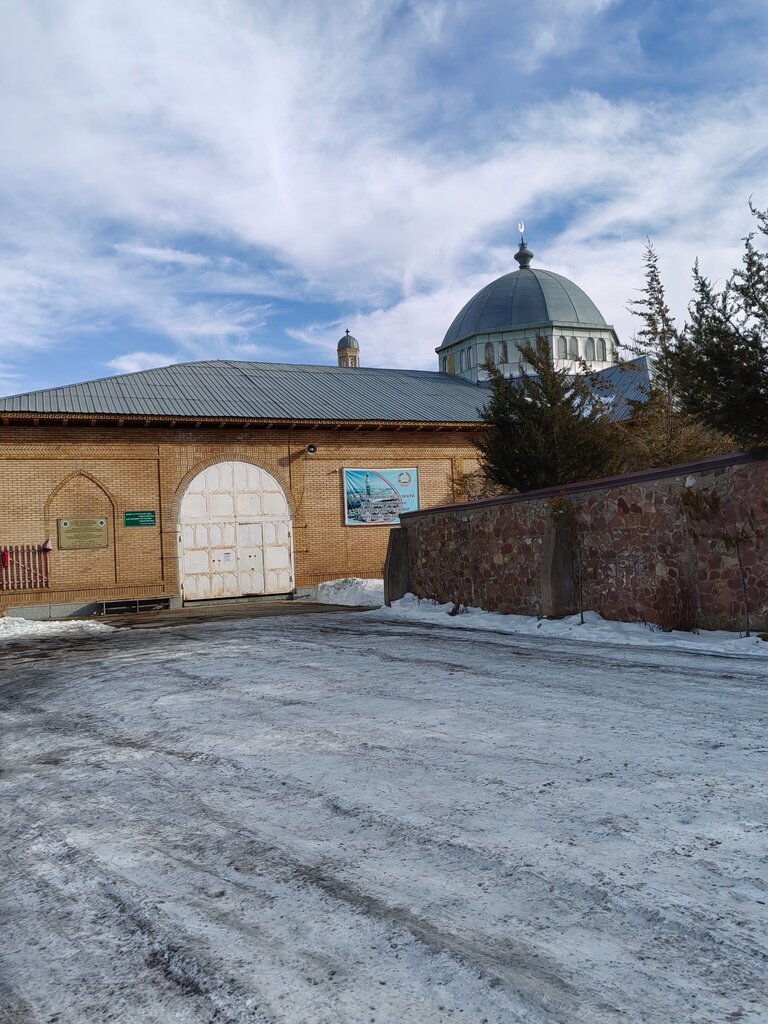 Cami Центральная районная мечеть Файзабадского района имени Хазрати Бузургвора, Faizobod Bölgesi, foto