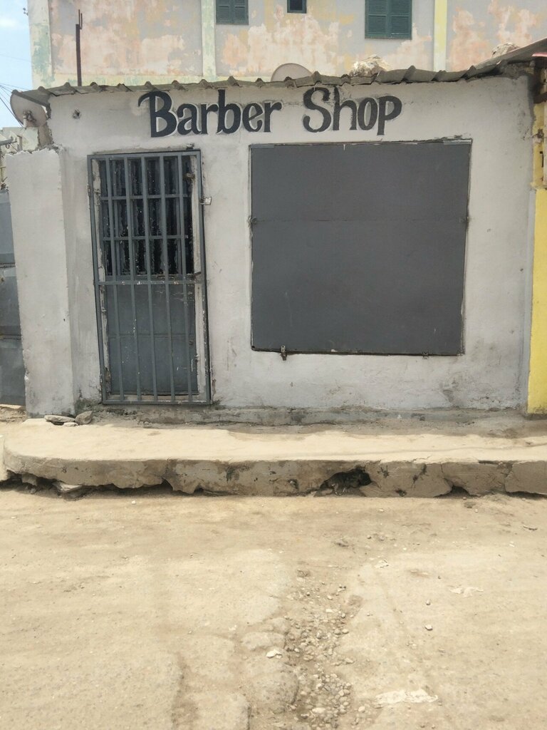 Berberler Barber Shop, Loanda, foto
