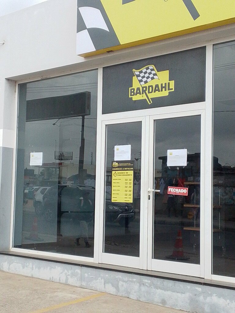Büyük mağazalar Bardahl, Loanda, foto
