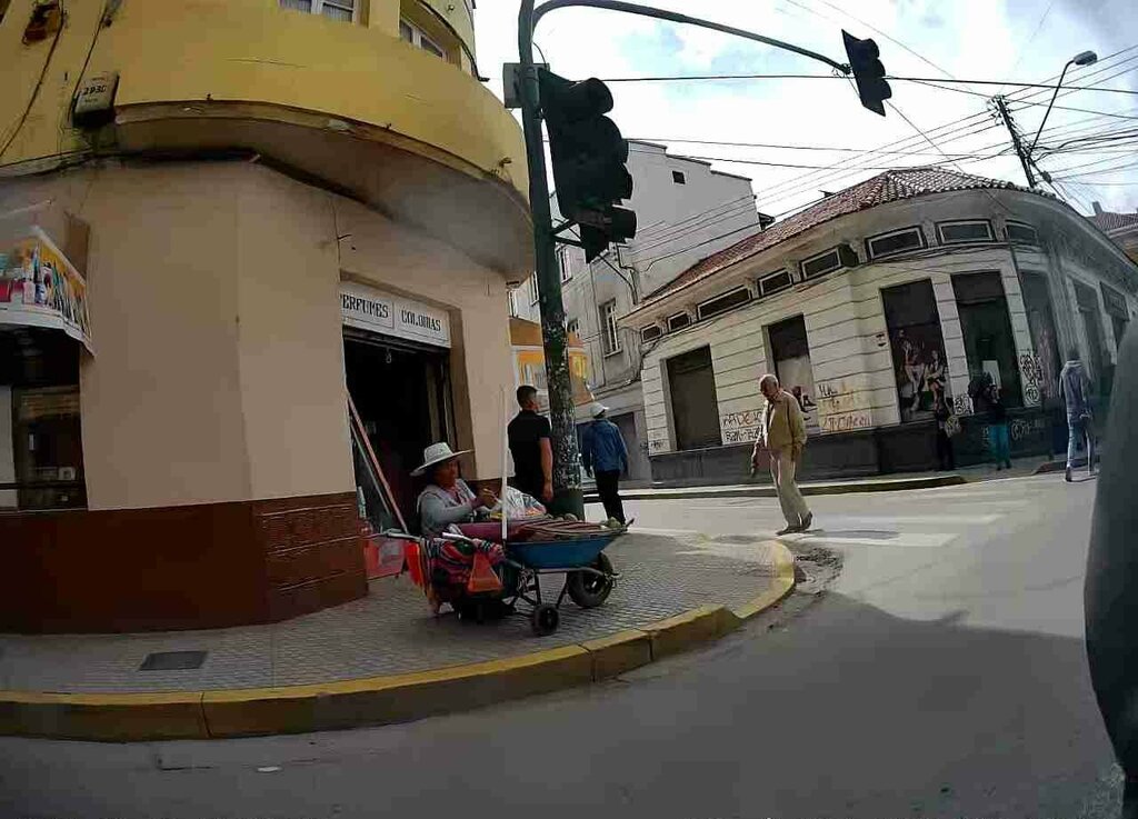 Kozmetik ürünleri ve parfümeri dağıtıcıları Colonias Perfumes, Cochabamba, foto