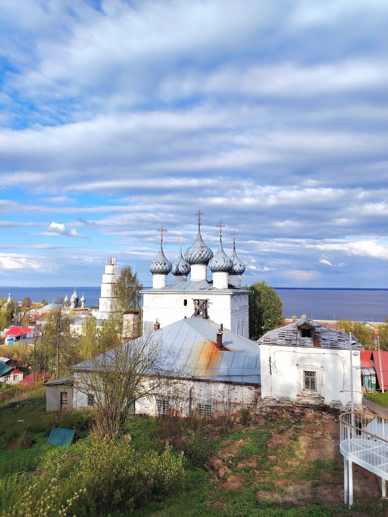 Dağ zirvesi Богоявленская гора, Yuryevets, foto