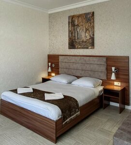 Olimp (ulitsa 25 Oktyabrya No:16), otel  Boguçar'dan