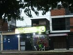 Licorería Las Mil Noches (Santa Cruz de la Sierra, Distrito Municipal 11, Avenida Cañoto, 460), alkollü içecekler  Bolivya'dan