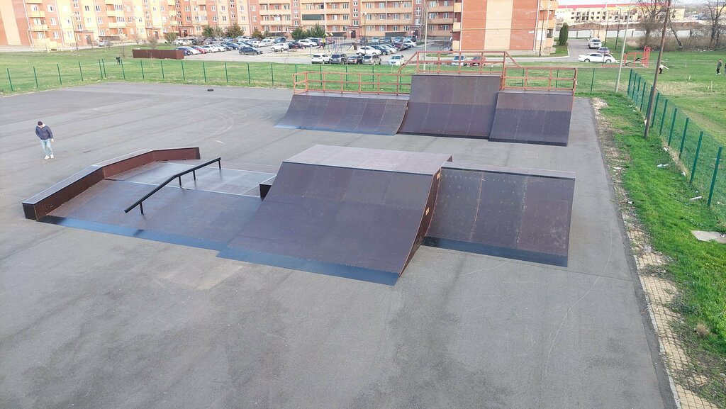 Spor alanı Скейт-парк, Yeysk, foto