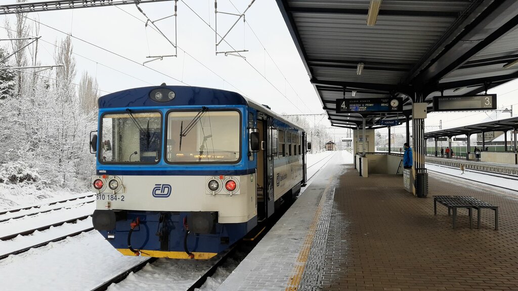 Tren istasyonu Olbramovice, Orta Bohemya Bölgesi, foto