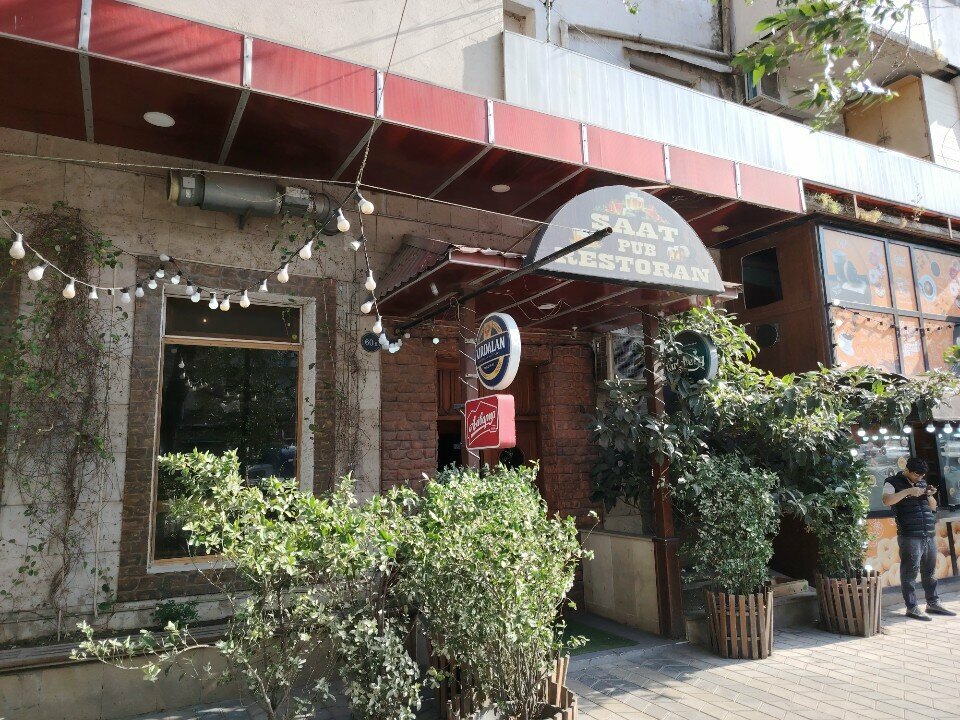 Bar Saat Pub Restoran, Bakü, foto