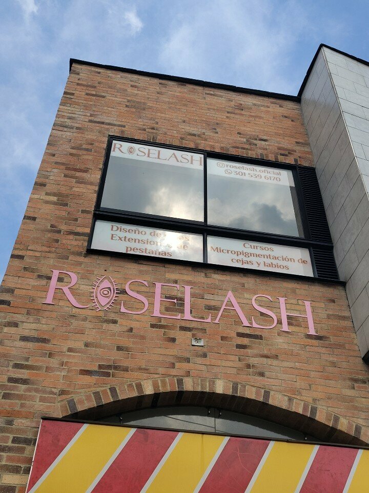 Güzellik salonu Roselash, Medellin, foto