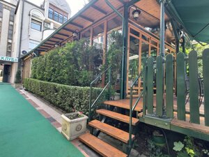 Klub 011 (Dr Milutina Ivkovica Street No:11), restoran  Belgrad'dan