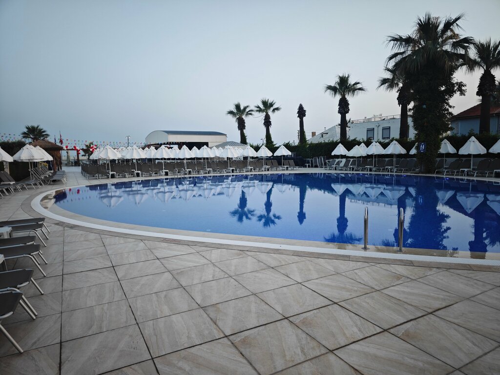 Kafe Palm Wings, Kuşadası, foto