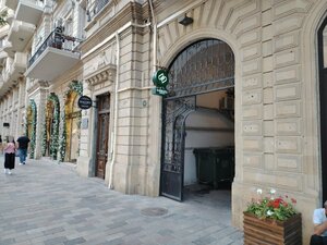 Sahhafçı BookCafe (City of republican subordination Baku, Sebail District, Zarifa Aliyeva Street, 53), fast food  Bakü'den