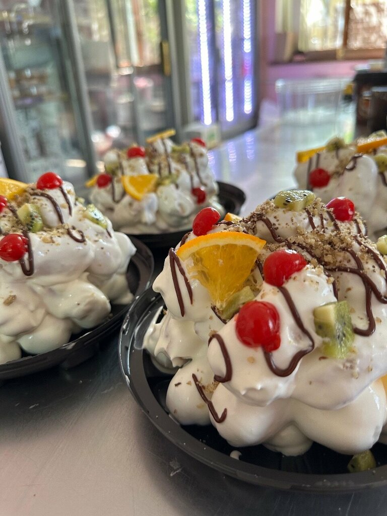 Pasta, şekerleme ve tatlı Asar dastarkhan, Çimkent (Şımkent), foto