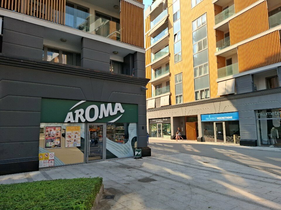 Süpermarket Aroma Market, Belgrad, foto
