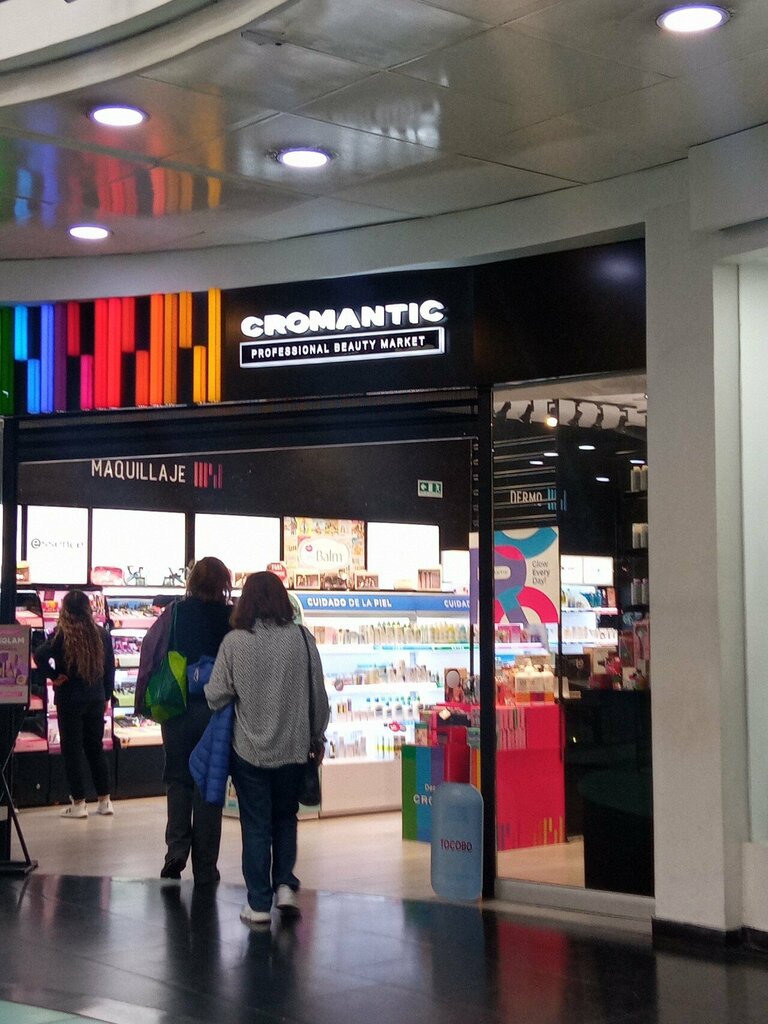 Kozmetik ve parfümeri mağazaları Cromantic, Bogota, foto