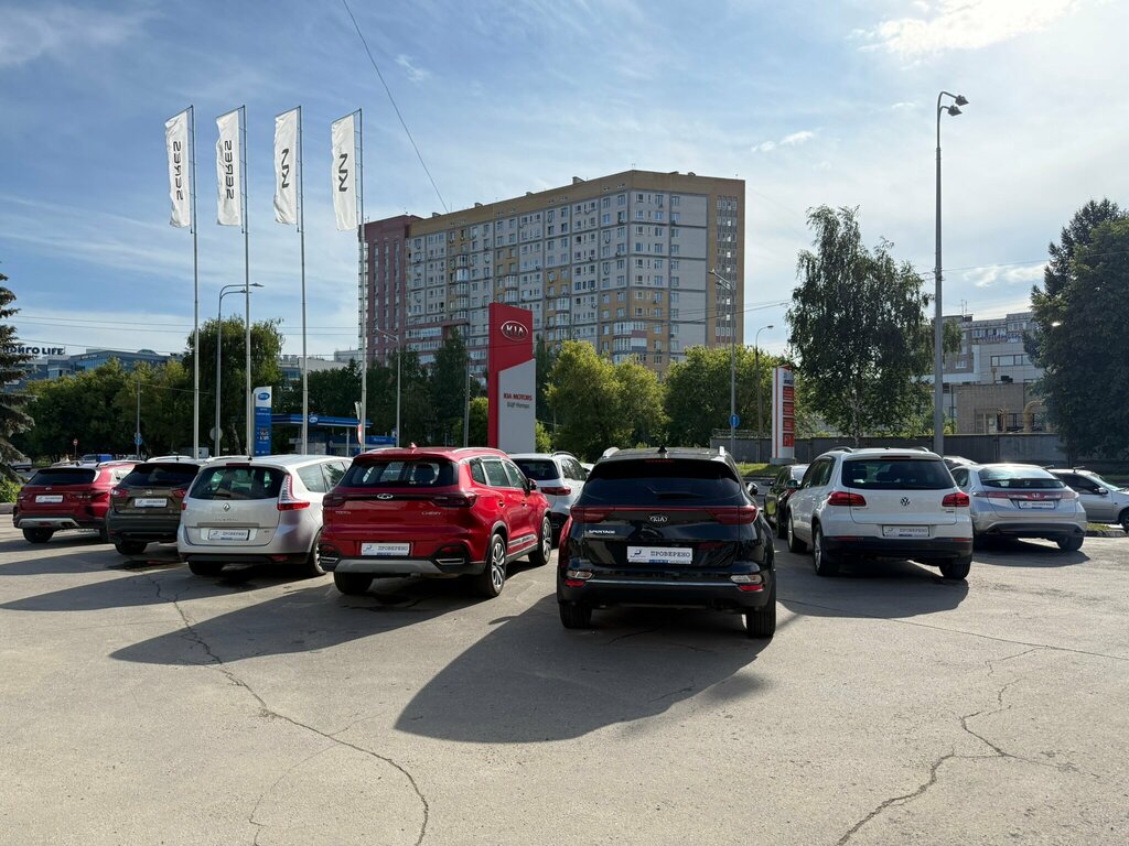 Otomobil satış galerileri Avto s probegom Bcr Motors, Nijni Novgorod, foto