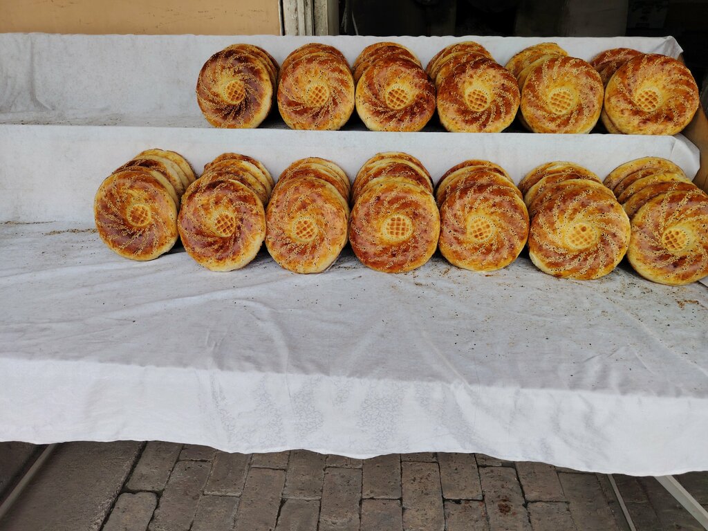 Ekmek fırını Issyk Non, Mergilân, foto