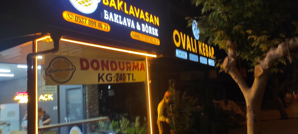 Restoran Ovalı Kebap, Mut, foto