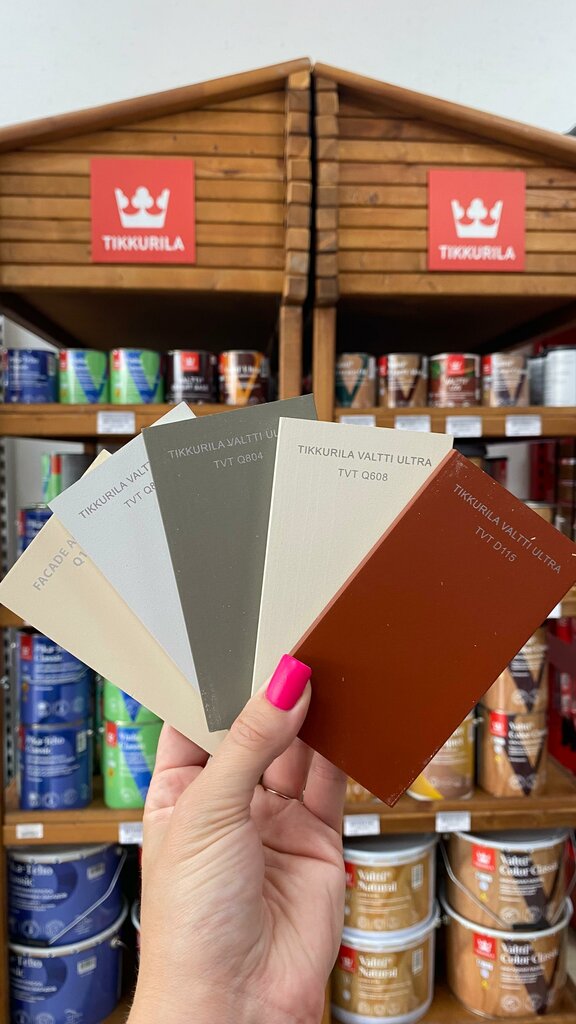 Boya ve cila malzemeleri üretim ve satış yerleri Tikkurila, Altayski krayı, foto