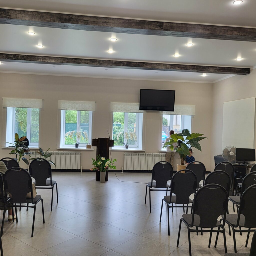 Dini dernekler Seventh-day Adventist Church, Gus‑Hrustalny, foto