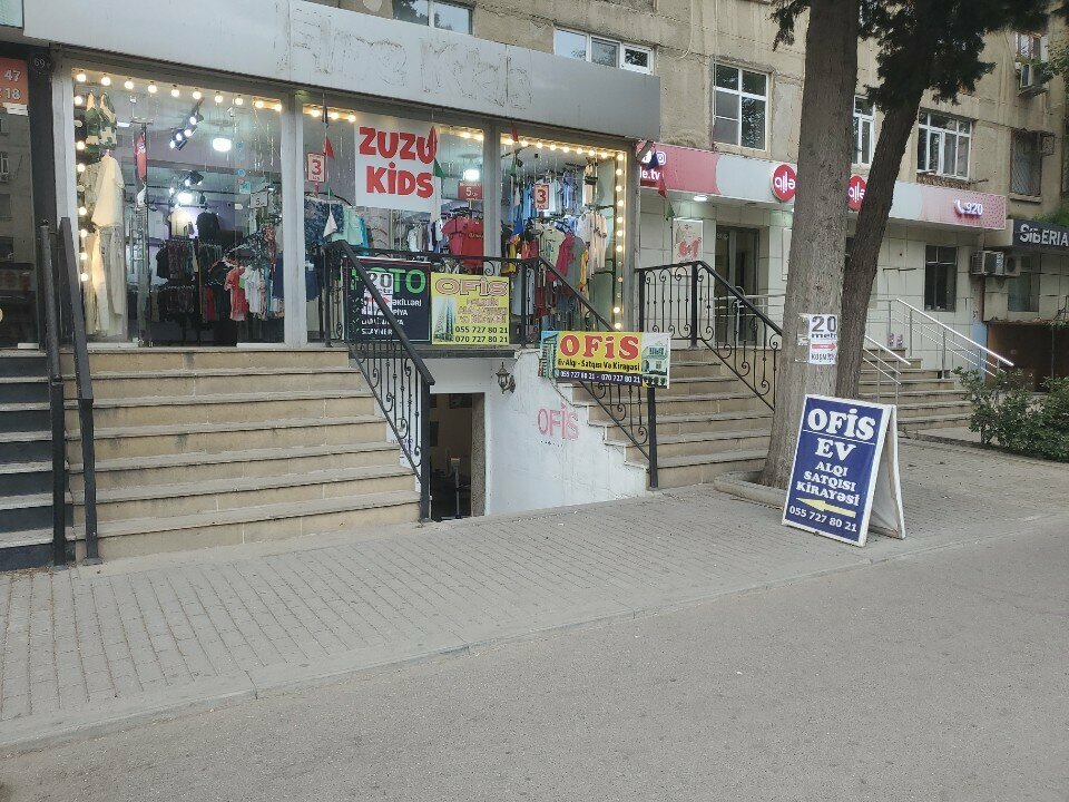 Emlak ofisi Ofis, Bakü, foto