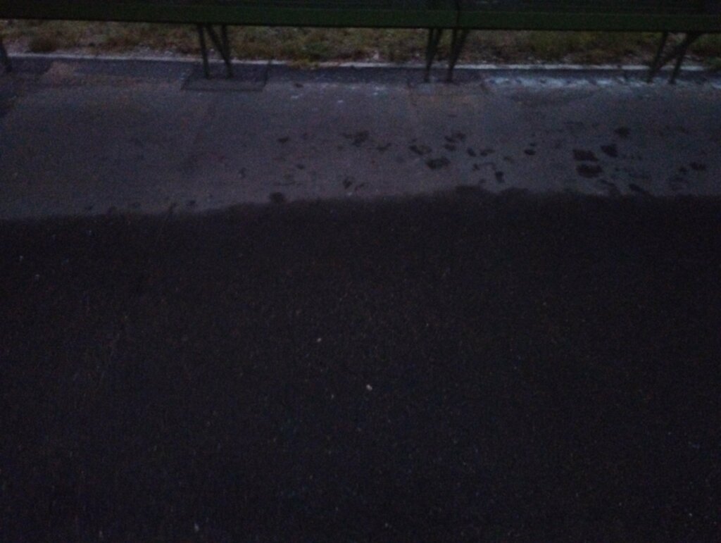 Toplu taşıma durağı Котра, Grodnenskaya oblastı, foto