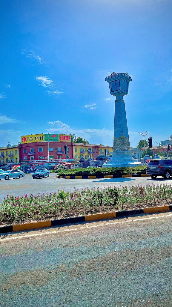 Dekorasyon ve süsleme, onur panosu Saat, Kurgan‑Tübe, foto