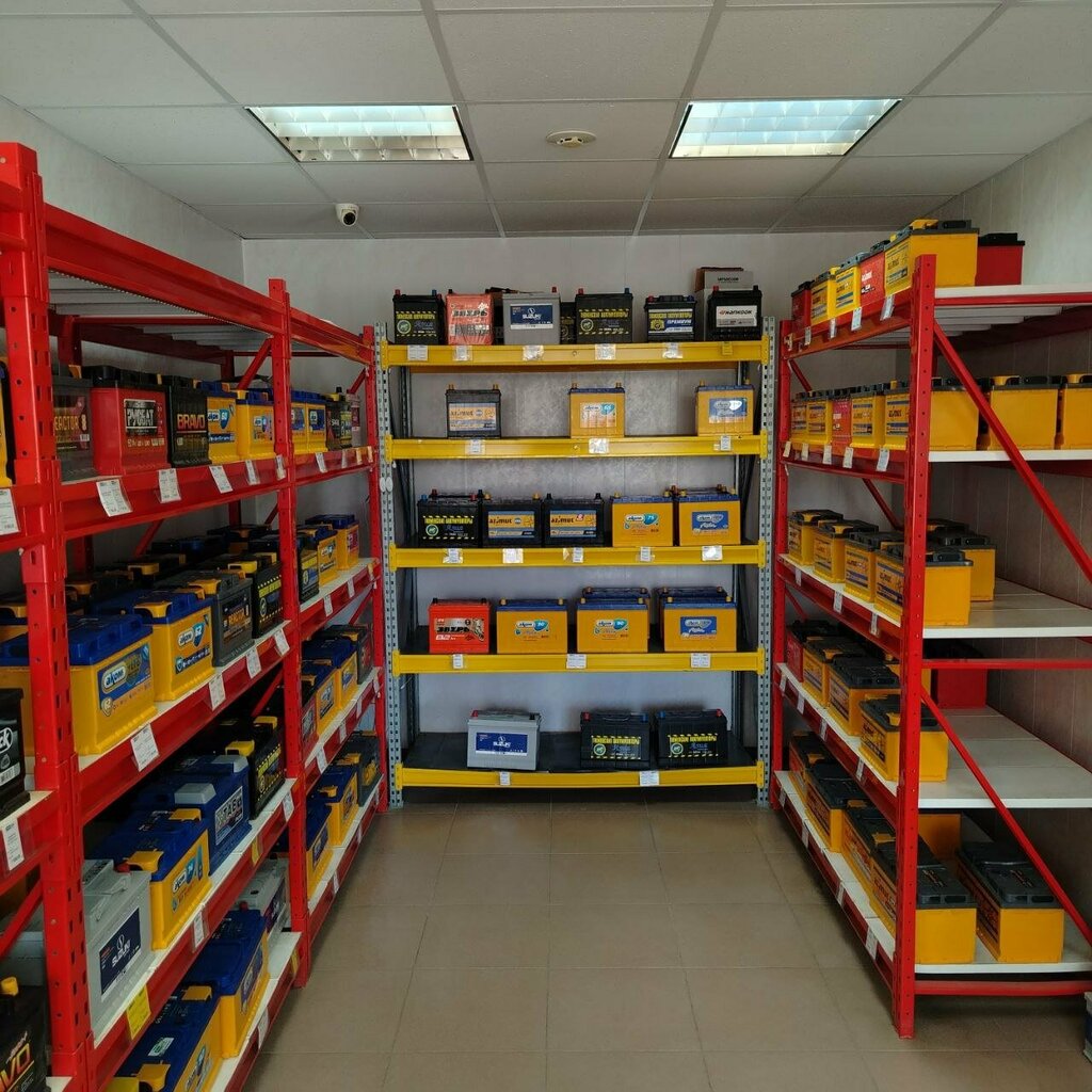 Akümülatör ve şarj cihazları Uralakb, Çeliabinsk, foto