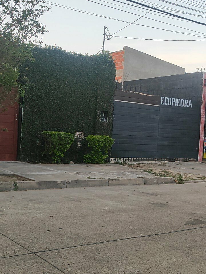 Mini-market Rebestimiento Ecopiedra, Santa‑Krus, foto
