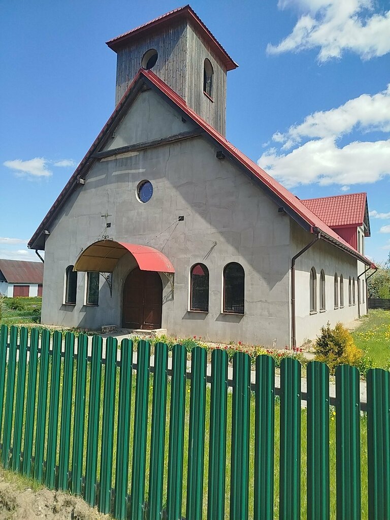Katolik kiliseleri Костёл Преображения Господня, Çaşniki, foto