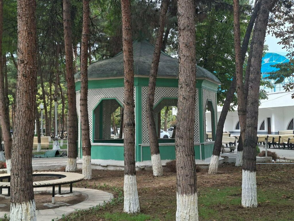 Müzeler ve sanat galerileri Mirkomilboy Pavilion, Andican, foto