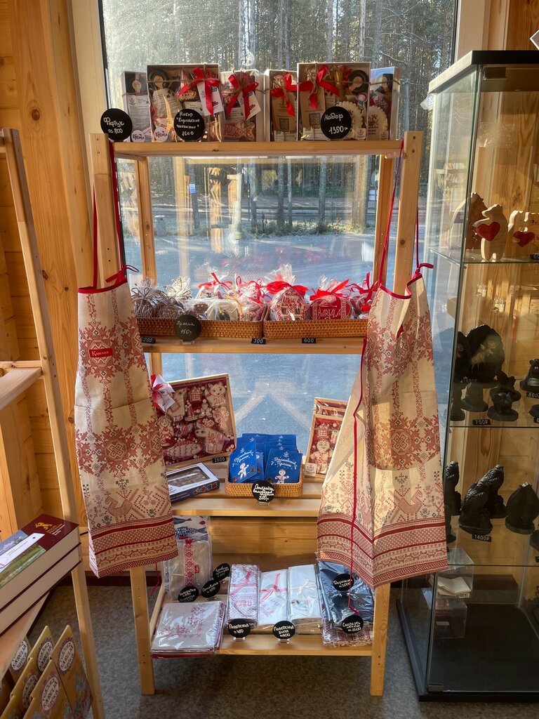 Hediyelik eşya mağazaları Карельская сувенирная лавка, Medvezhyegorsk, foto