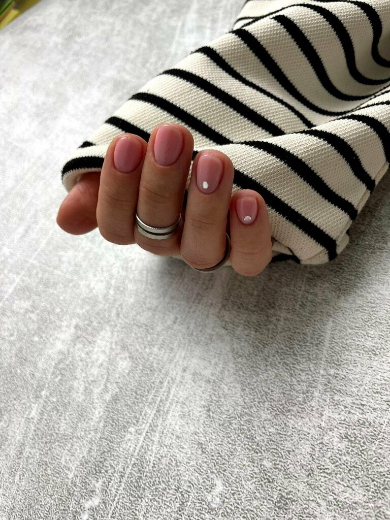 Manikür-pedikür Royal nails, Krasnodarski krayı, foto