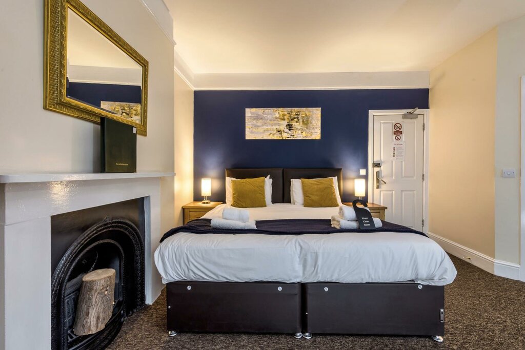 Otel The Corner House, , foto