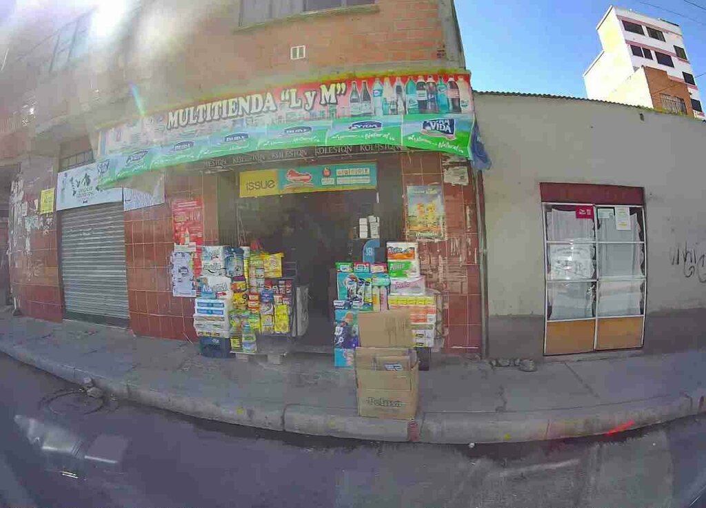 Market Multitienda L Y M, El Alto, foto