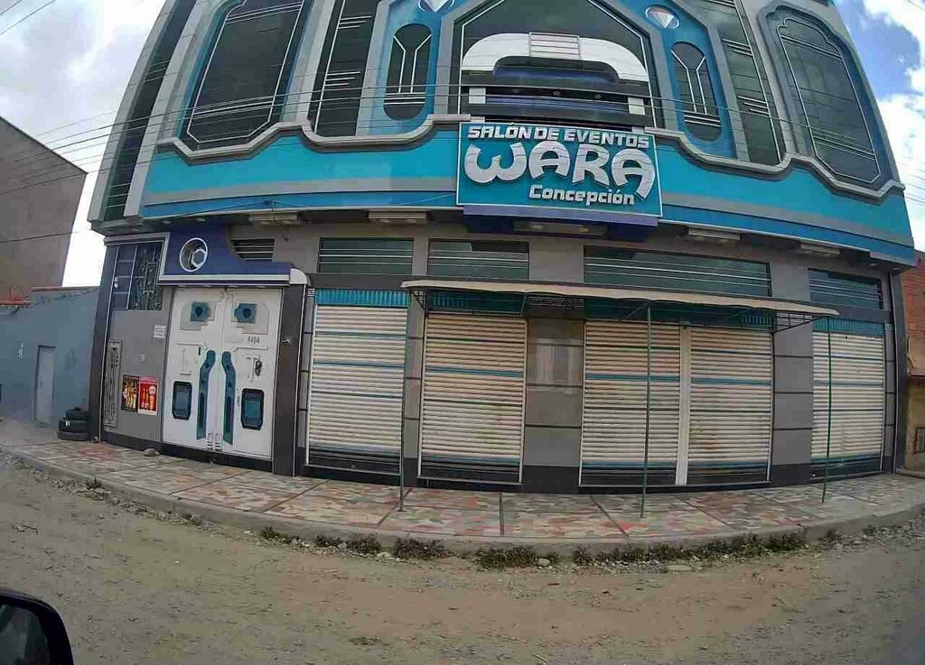 Kutlama sunucuları Wara Event Hall, El Alto, foto