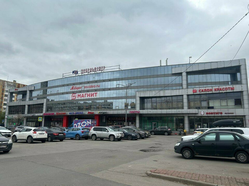 Mobilya mağazaları Moon Trade, Saint‑Petersburg, foto