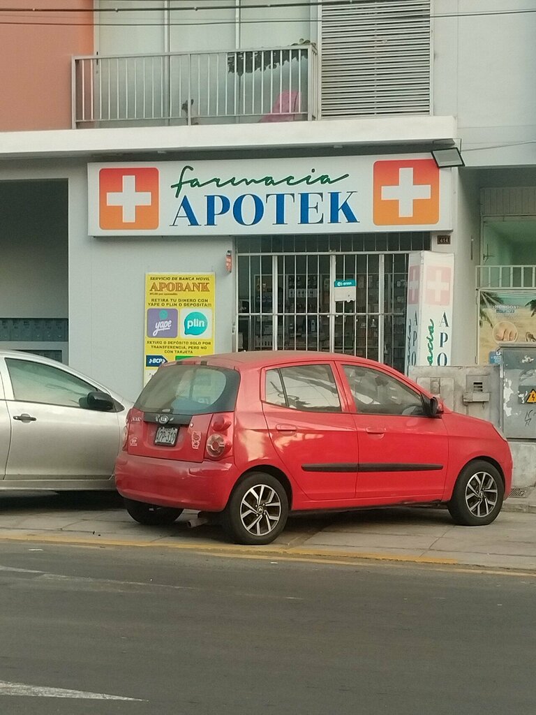 Eczaneler Farmacia Apotek 24 horas, Lima, foto