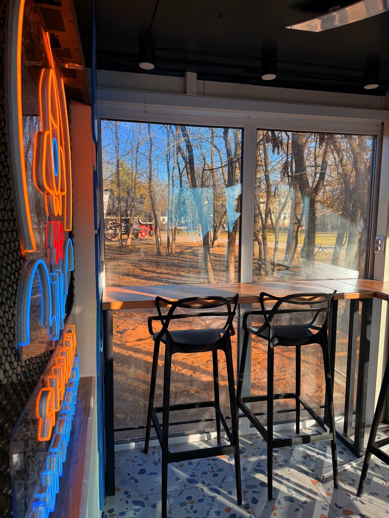 Kafe Raketa Time To Fly, Rzhev, foto
