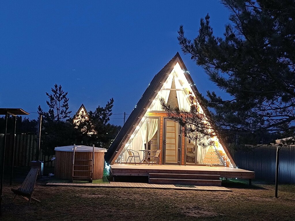 Resort oteller, tesisler Trees-Needles Chalet, Kurskaya oblastı, foto