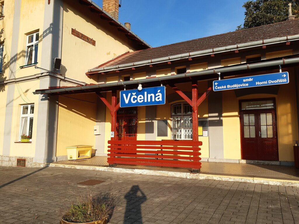 Tren istasyonu Včelná, Güney Bohemya Bölgesi, foto