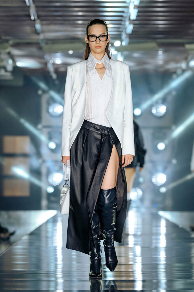 Mankenlik ajansları The Type, Yekaterinburg, foto