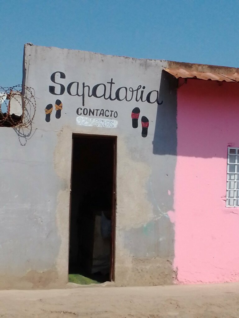Ayakkabı mağazaları Sapataria, Loanda, foto