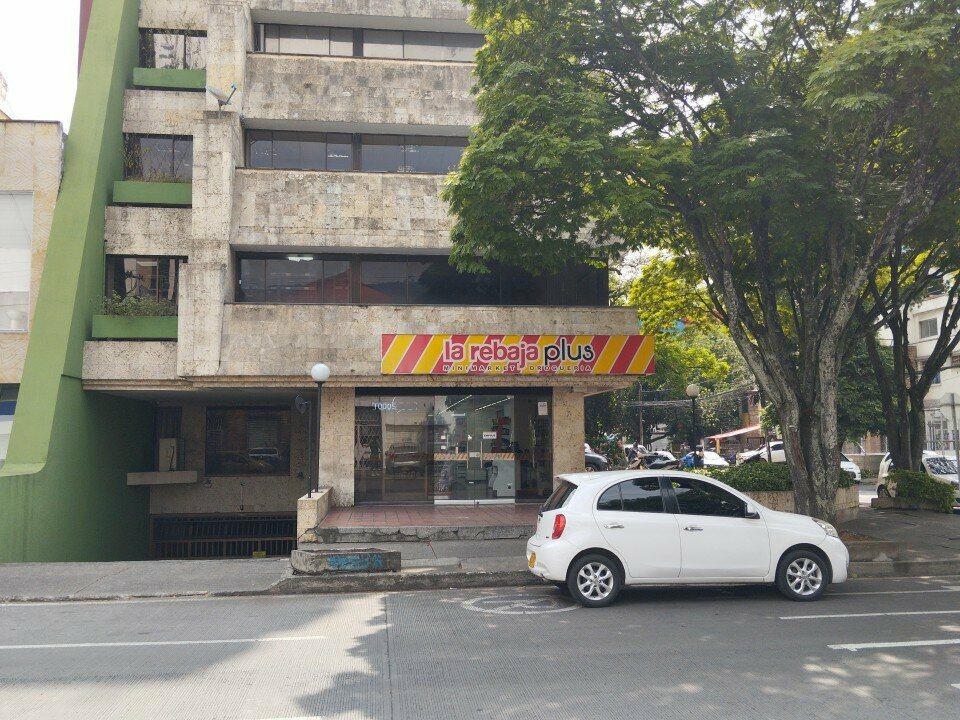 Süpermarket La rebaja plus no. 60, Cali, foto