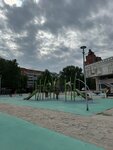 Playground (Yaroslavl, Yunosti Square), oyun alanı  Yaroslavl'dan