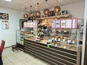 Виринея (Sovetskaya ulitsa No:104), kafe  Yuryevets'ten