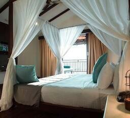 Otel SinQ Beach Morjim, Goa, foto