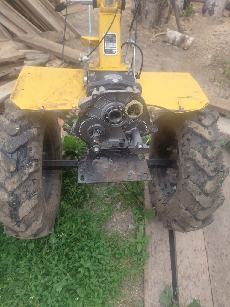 Elektrik ve benzinle çalışan aletler Старт, Mihaylovsk, foto