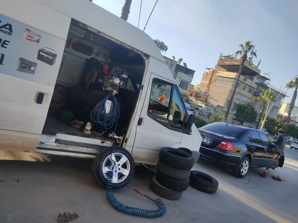 Oto lastik tamiri Uzay Oto Lastik 7 24 Yol Yardım, Adana, foto