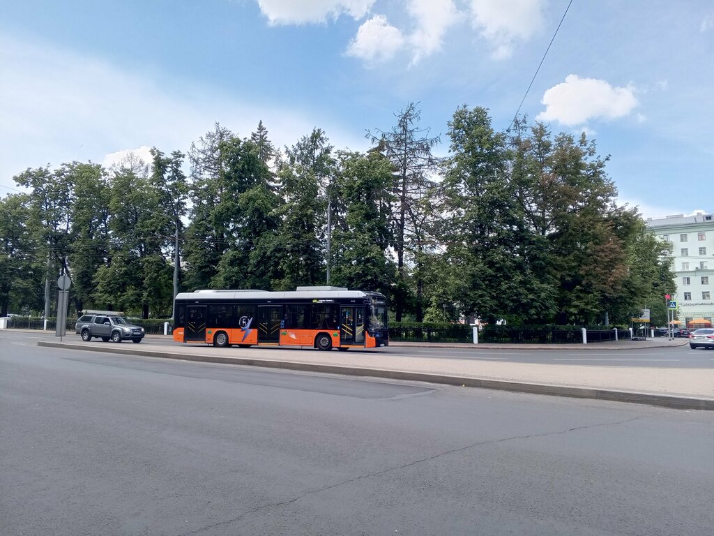 Toplu taşıma durağı Метро Горьковская, Nijni Novgorod, foto