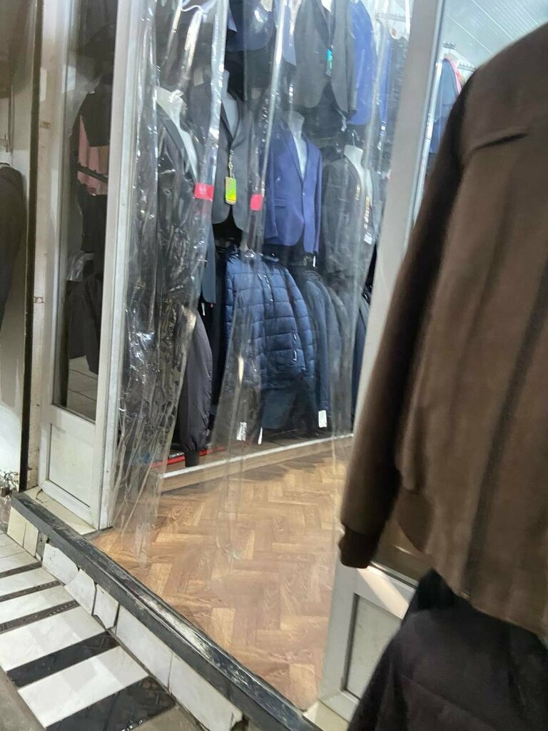 Giyim mağazası Kostyum mağazası, Mingeçevir, foto