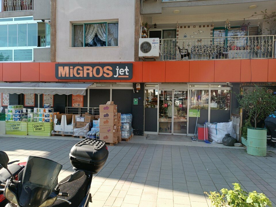 Süpermarket Migros Jet, İzmir, foto